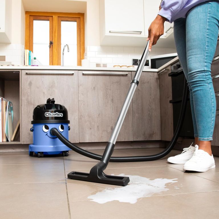 "Charles" Wet Dry Vacuum - CVC 370 - Bermuda Janitorial Supply